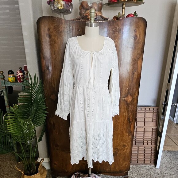 Tolani | Dresses | Tolani Eyelet Dress | Poshmark